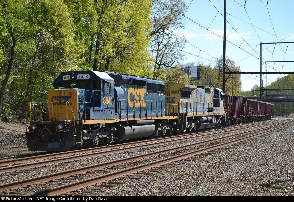 CSX SD40-2 8840 on O039-30